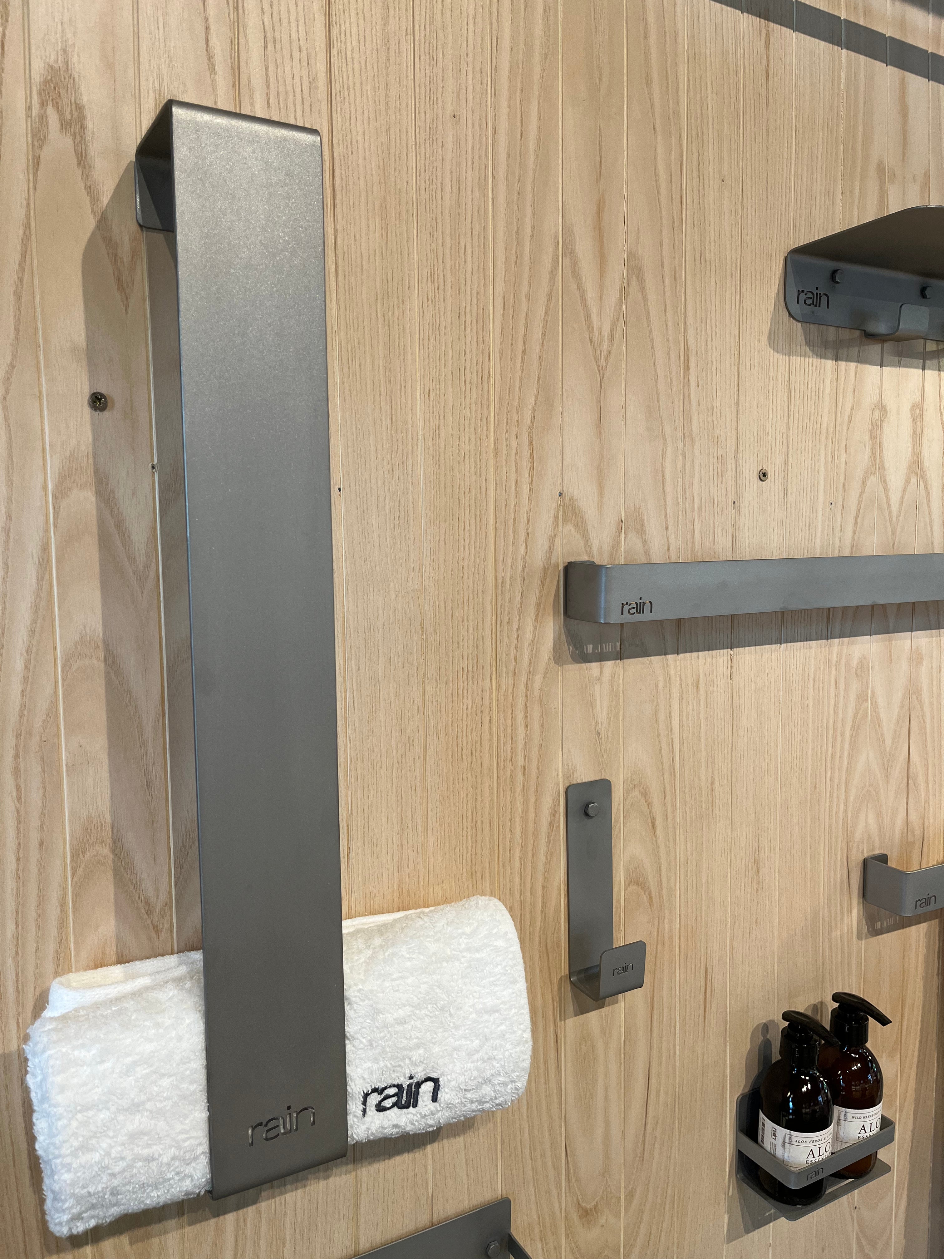 Bathroom Brackets – Rain Natural Skincare USA